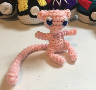 Ravelry: Mini Mew pattern by Amanda Stokes