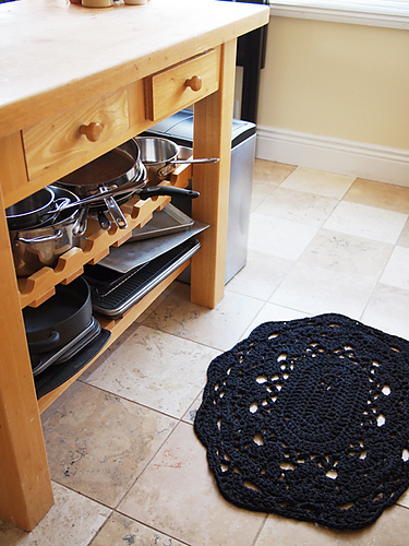 Ravelry: Spaghetti Lace Rug pattern by Erin Weisbart