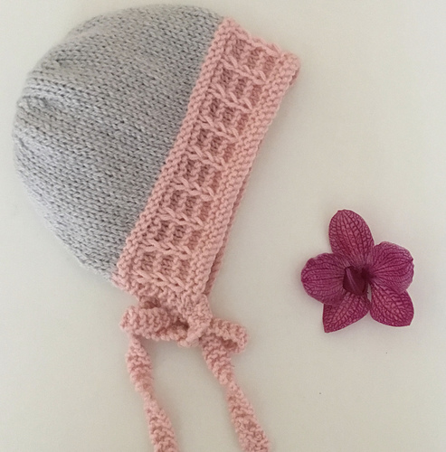 Ravelry: Little Loops baby bonnet pattern by Mary Edwards