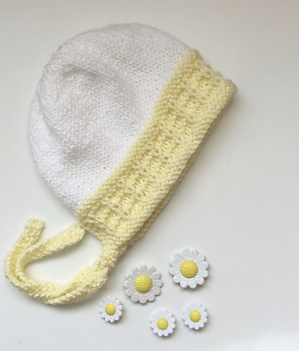 Ravelry: Little Loops baby bonnet pattern by Mary Edwards