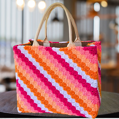 Ravelry: C2C Tote Bag Cover pattern by Christa Lynn