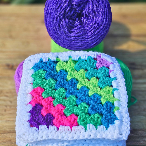 Ravelry: Diagonal Granny Square pattern by Christa Lynn
