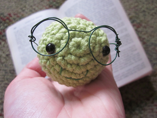 Ravelry: Bookworm Pattern pattern by CouleeCraft