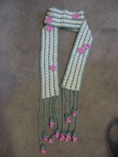 Ravelry: Flower-adorned Scarf pattern by Candi Jensen