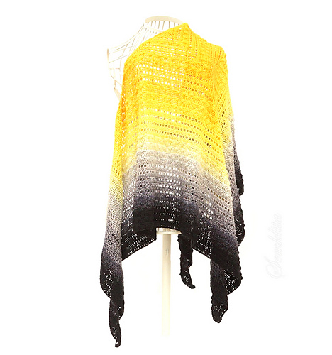 Ravelry: Yellow chrysanthemum shawl pattern by Yulia Tkachenko