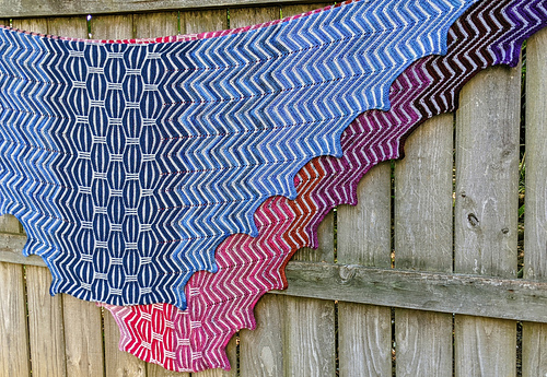 Ravelry: Swallowtail Shawl pattern by Kulli Pruul
