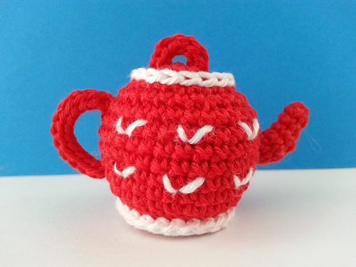 Ravelry: Crochet Teapot and cup pattern by Carmen Jorissen
