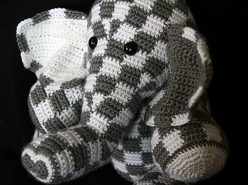 Ravelry: Checkered Elephant pattern by Tiffanie Aylesworth
