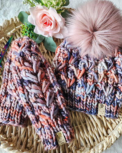 Ravelry: Sitka Mittens pattern by Shanon Dycke