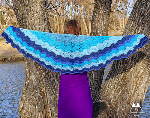 Ravelry: Ocean Ripples Shawl pattern by Snow Capped Knits