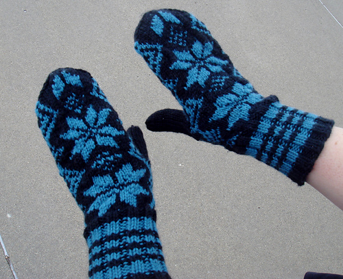 Ravelry: Men's Two-Needle Norwegian Mittens No. 619 pattern by Bernhard ...