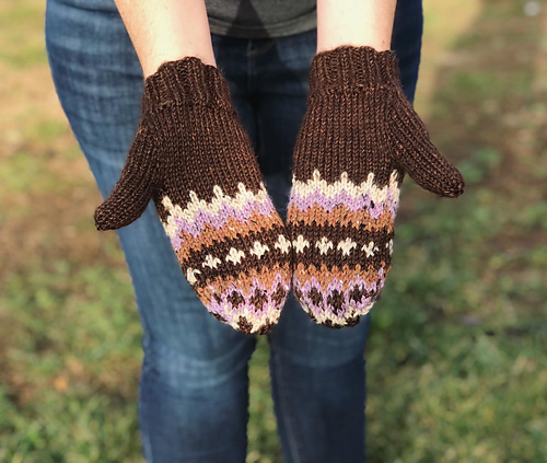 Ravelry: Bernie's Mittens pattern by Alyssa Coffey