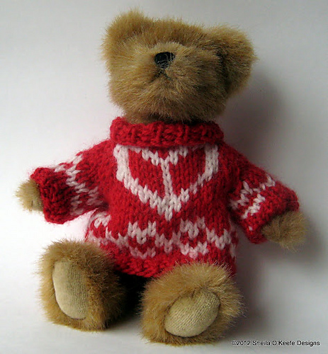 Ravelry: A Valentine for Teddy pattern by Sheila O'Keefe