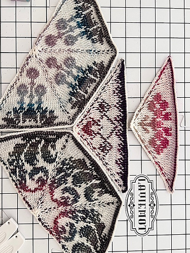 Ravelry: Triangle Bravo pattern by MJ Blanco