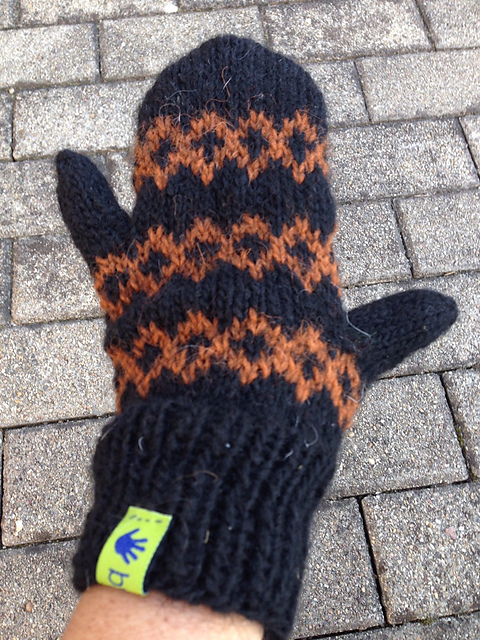 Ravelry: Designs by Shiona Rizza