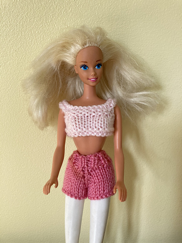 Ravelry: Barbie - Fashionista Barbie Clothes ~ Separates pattern by ...