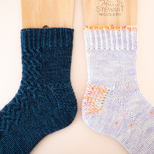 Ravelry: Ajiro socks pattern by Yucca