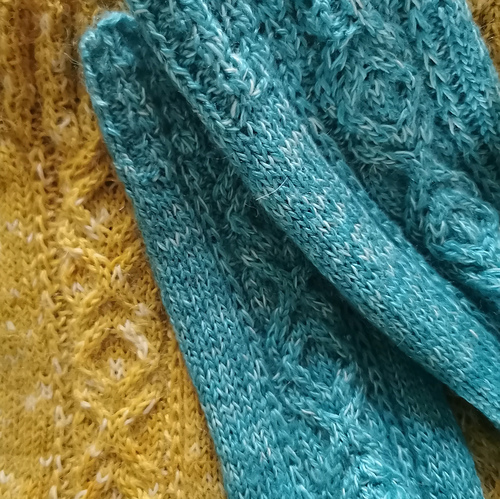 Ravelry: XOX socks pattern by Elsje Vermunt