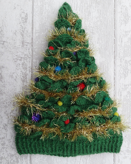 Ravelry: Christmas Tree Hat pattern by Sian Elvin