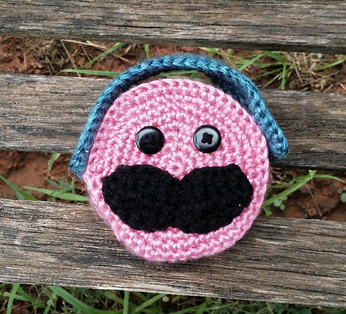 Ravelry: Mustache Earbuds pattern by Sick 'Lil Monkeys