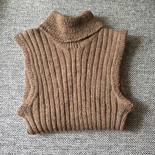 Ravelry: Sigma Vest pattern by Signe Cloyd