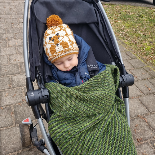 Ravelry: Copper Fox Hat pattern by Lisa McFetridge