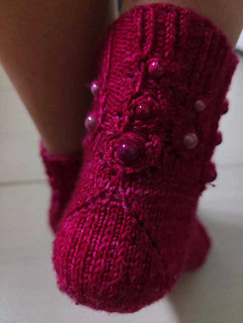 Ravelry: Enaria sukat pattern by Nina Suutari