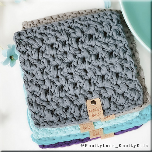 Ravelry: The CEDAR LAKE DISHCLOTH & TRIVET pattern by Silver Maple Stitches