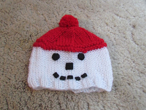 Ravelry: Snowman Hat pattern by Nuthatch Knits
