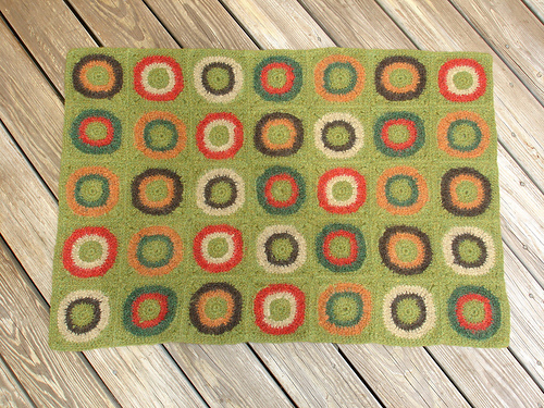 Ravelry: Felted Rug pattern by Simona Merchant-Dest