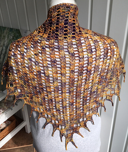 Ravelry: Spanish Moss Shawl pattern by Vicki Mikulak