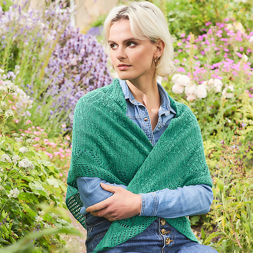 Ravelry: Cozumel Shawl pattern by Sandra Nesbitt