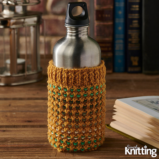 Ravelry: Flask Cover pattern by Kirstie McLeod