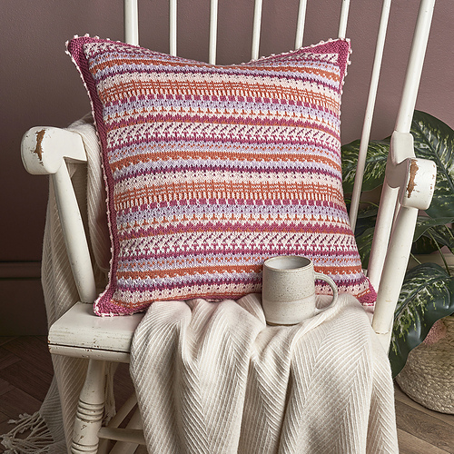 Ravelry: Cae Hir Cushion pattern by Sasha Kagan