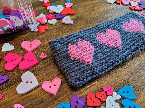 Ravelry: Tapestry Heart Pencil Case pattern by Sincerely Pam