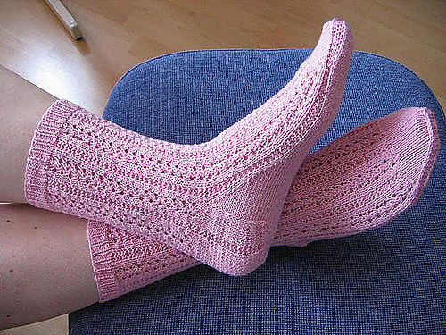 Ravelry: Strawberry Field pattern by Sirkku Siiskonen