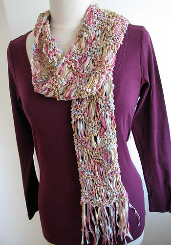 Ravelry: Ripple Drop-Stitch Scarf pattern by Steph Thornton