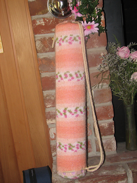 Ravelry: Stockinette Yoga Mat Bag pattern by Jessica Kimbrell