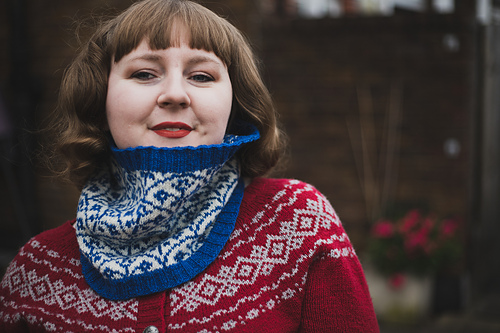 Ravelry: Selbu Cowl pattern by Skeindeer Knits