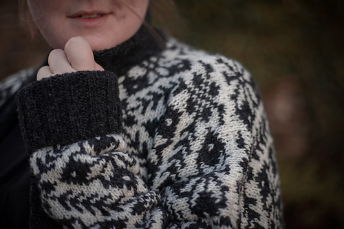 Ravelry: Selbu Coat pattern by Skeindeer Knits