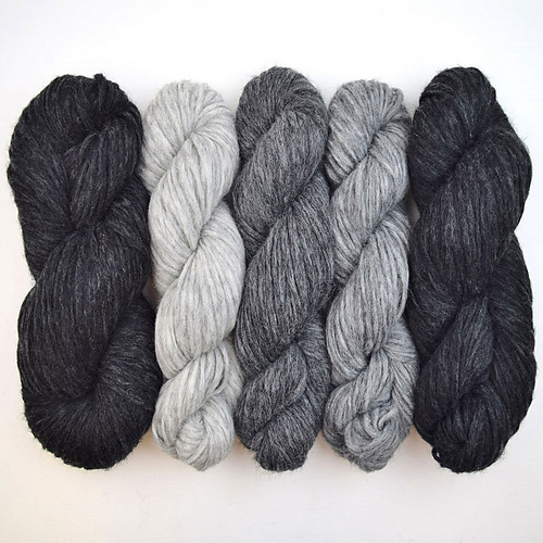 Ravelry: Nohea Shawl pattern by SKEINO LLC