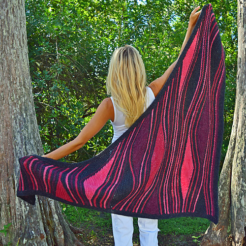 Ravelry: Nohea Shawl pattern by SKEINO LLC