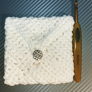 Ravelry: Simple Coin Envelope pattern by René Bakke