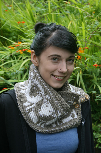 Ravelry: Cosy Sheep Cowl pattern by Sylvia Leake