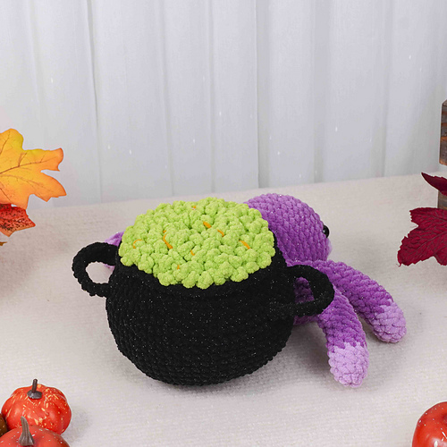 Ravelry: Witch Cauldron Spider pattern by Sleek Grace