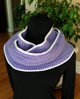 Ravelry: SlipStitchinRI's Herringbone Infinity Scarf