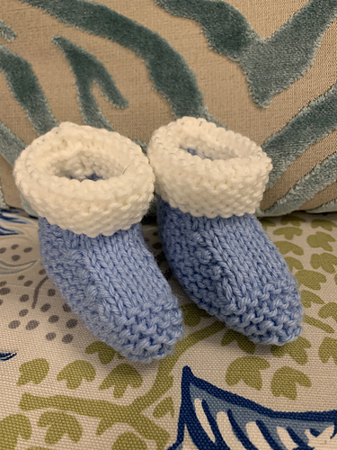 Ravelry: Babbity Baby Booties pattern by marianna mel
