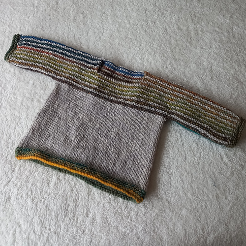 Ravelry: CHAY Easy Pullover Baby Sweater pattern by marianna mel