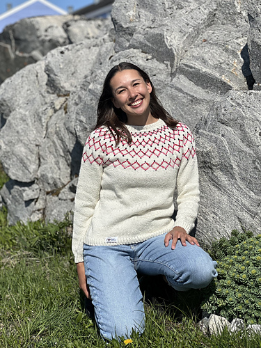 Ravelry: Panigiit pattern by Lisa Solrun Christiansen