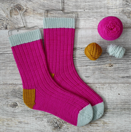 Ravelry: Sonder Socks pattern by Sonder Yarn Co.